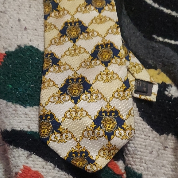 Versace | Accessories | The Most Iconic Versace Print Ever Vintage But ...